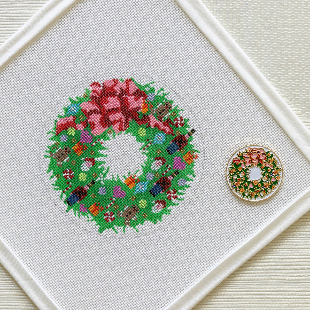 Christmas Wreath – Greystone Needlepoint
